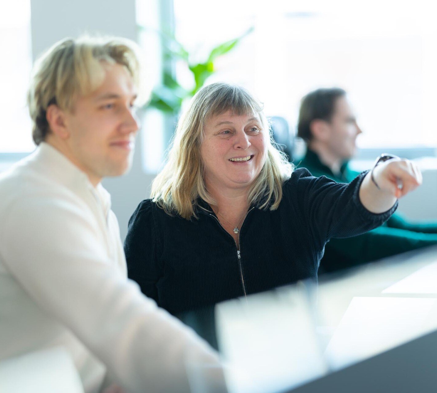 How to give the right access in eye-share Workflow